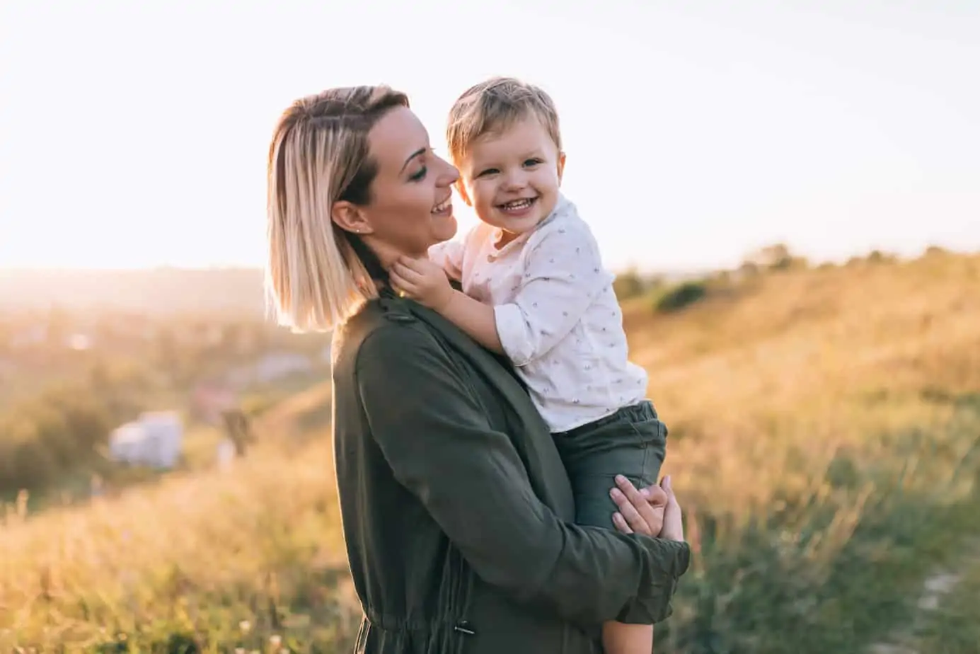 11 Habits of Happy Stay-at-Home Moms: Real-Life Ways to Enjoy ...