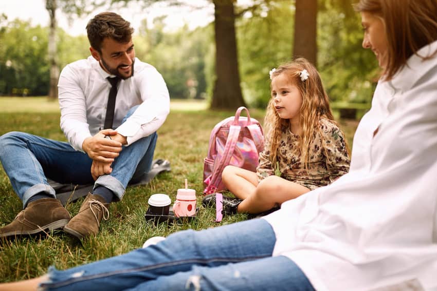 Big Benefits to Regular Family Meetings & Tips for Effective Conversations